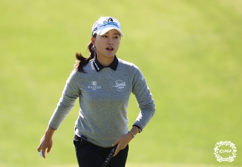 허다빈, KLPGA 'SK네트웍스·서경 레이디스 클래식' 1R 선두...'5년 무관' 설움 씻나