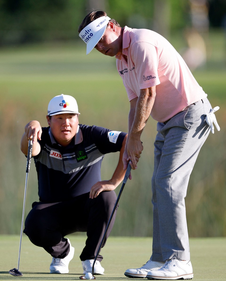 2인1조 임성재·키스 미첼, PGA 취리히 클래식 2R 2위...선두와 1타 차