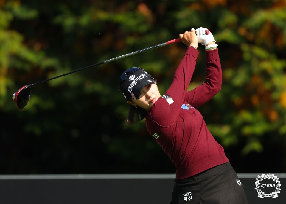박현경, KLPGA투어 SK네트웍스·서경 레이디스 클래식 제패