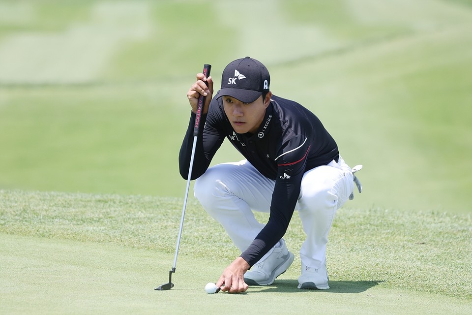 변진재, KPGA 클래식 1R 단독 선두…6개 홀 연속 버디