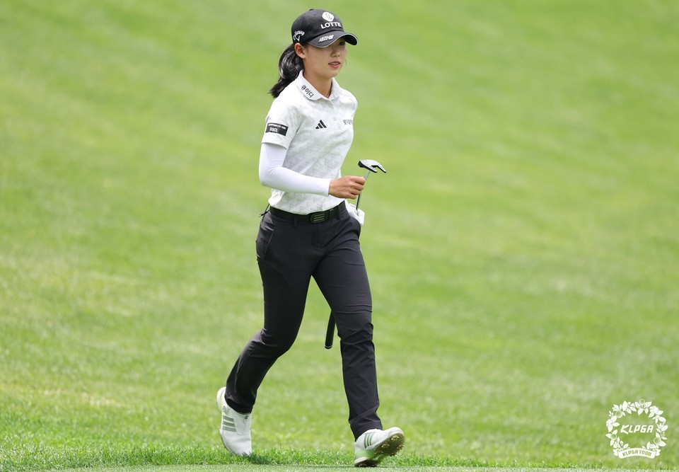 신인 이동은, KLPGA 투어 수협·MBN 여자오픈 2R 단독 선두