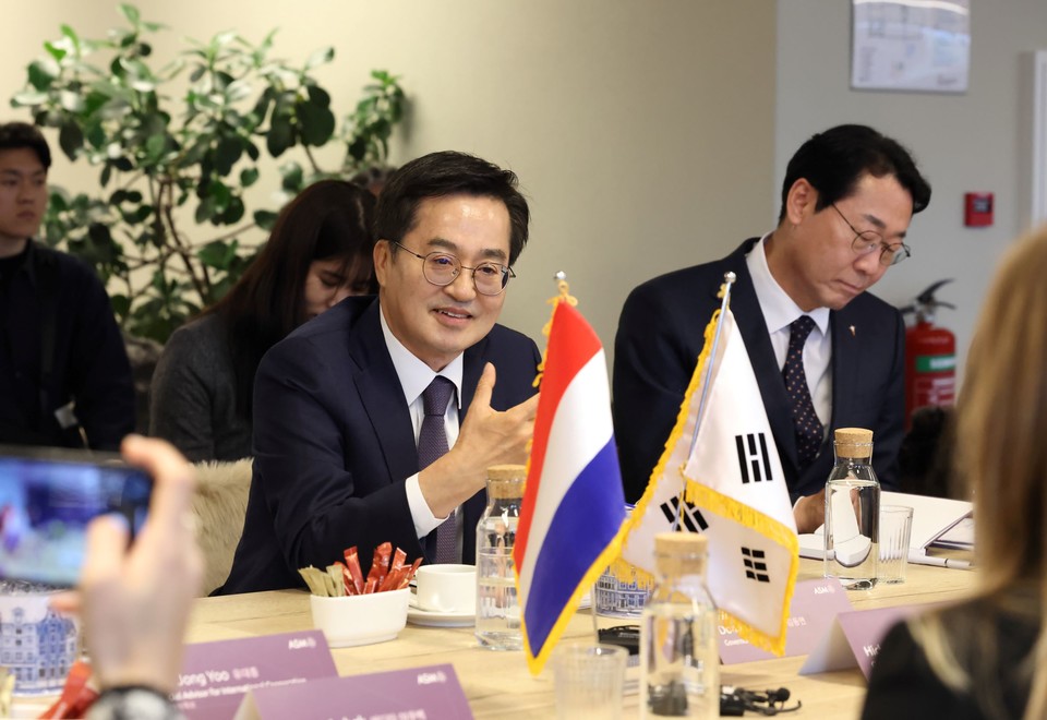 김동연 지사 이번에도 기업들 '활로' 열었다...세계 1위 ASM "지속적으로 도내 기업 제품 구매"