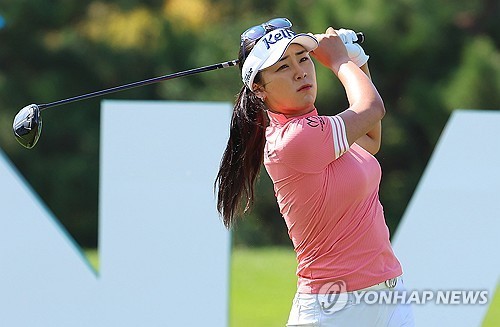 윤이나, LPGA 투어 Q시리즈 1R 5언더파 공동 4위