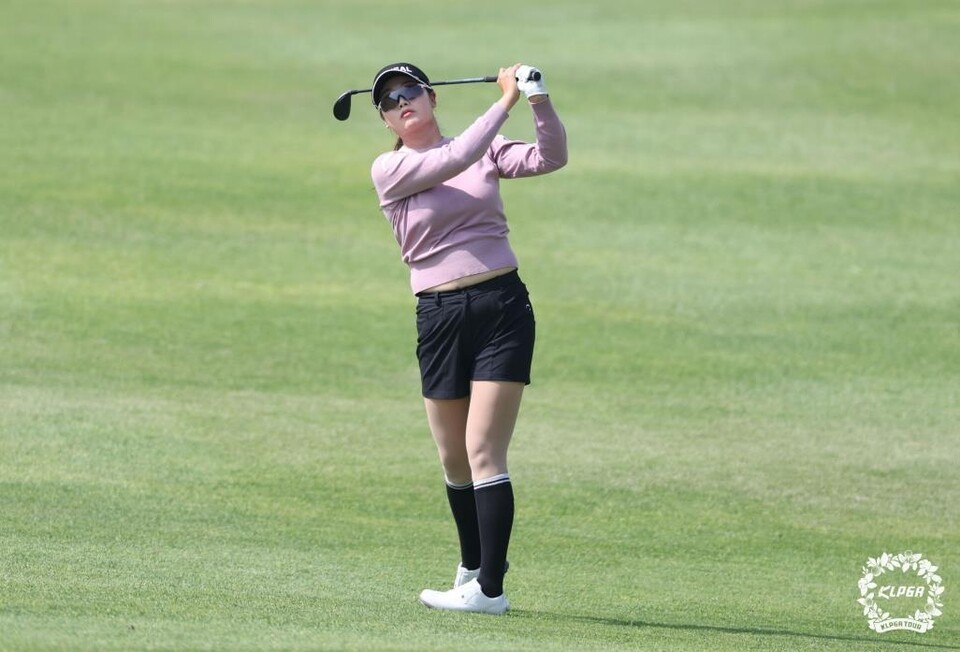 한진선·정소이·홍진영, KLPGA 덕신EPC 1R서 3언더파 공동 1위