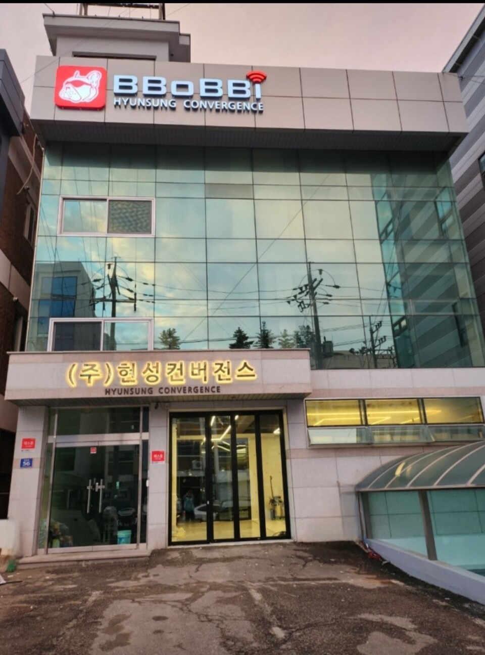 현성컨버전스, AI 기반 엘리베이터 비상통화장치 KC 안전 인증 획득