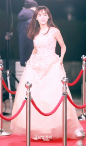 [GET포토] 구구단(gugudan) 세정, '공주님스럽게 등장하는 라은호'